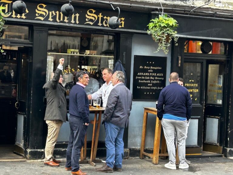 Pub scene - Social Science Space